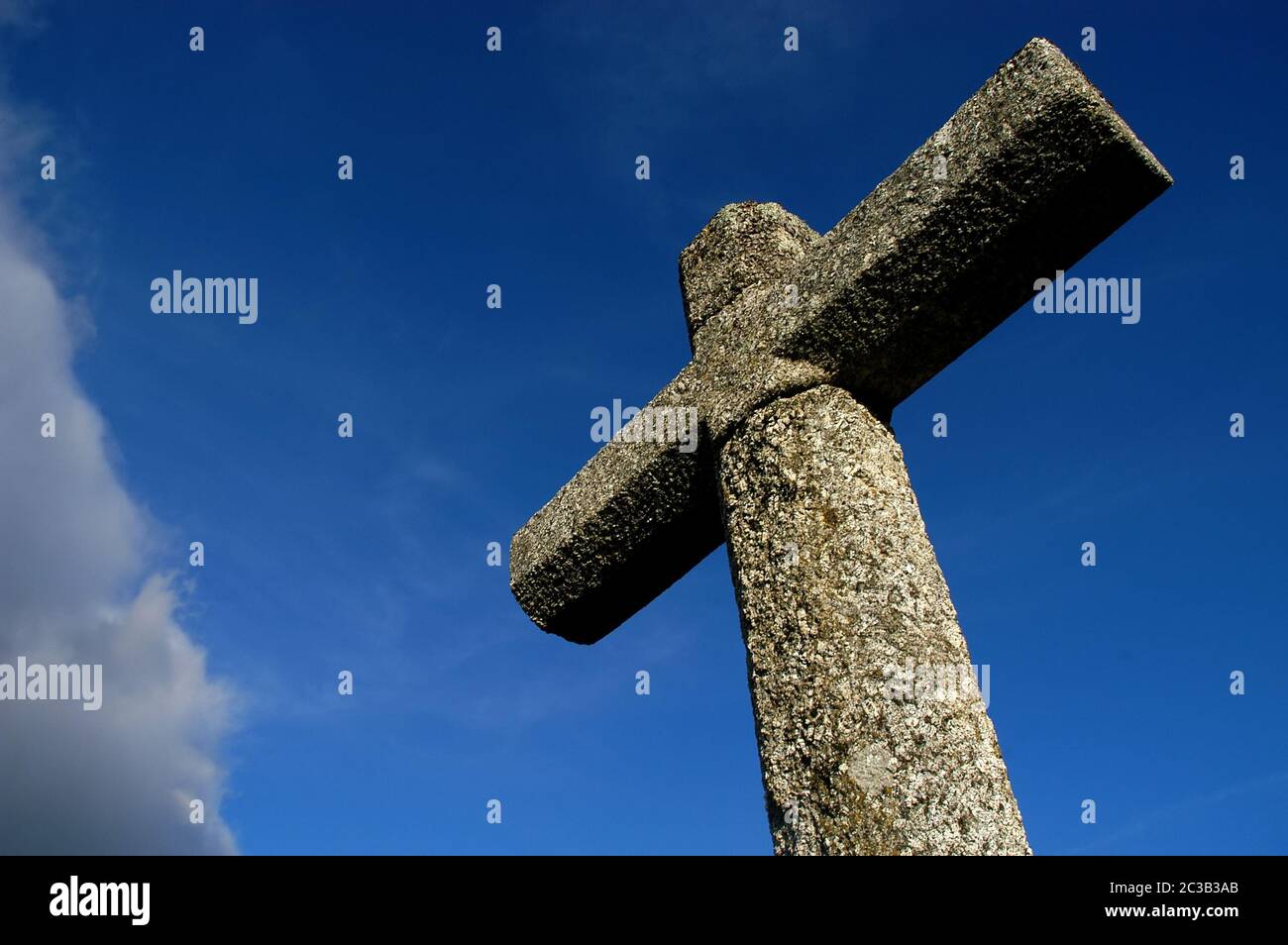 ancient portuguese cross Stock Photo - Alamy
