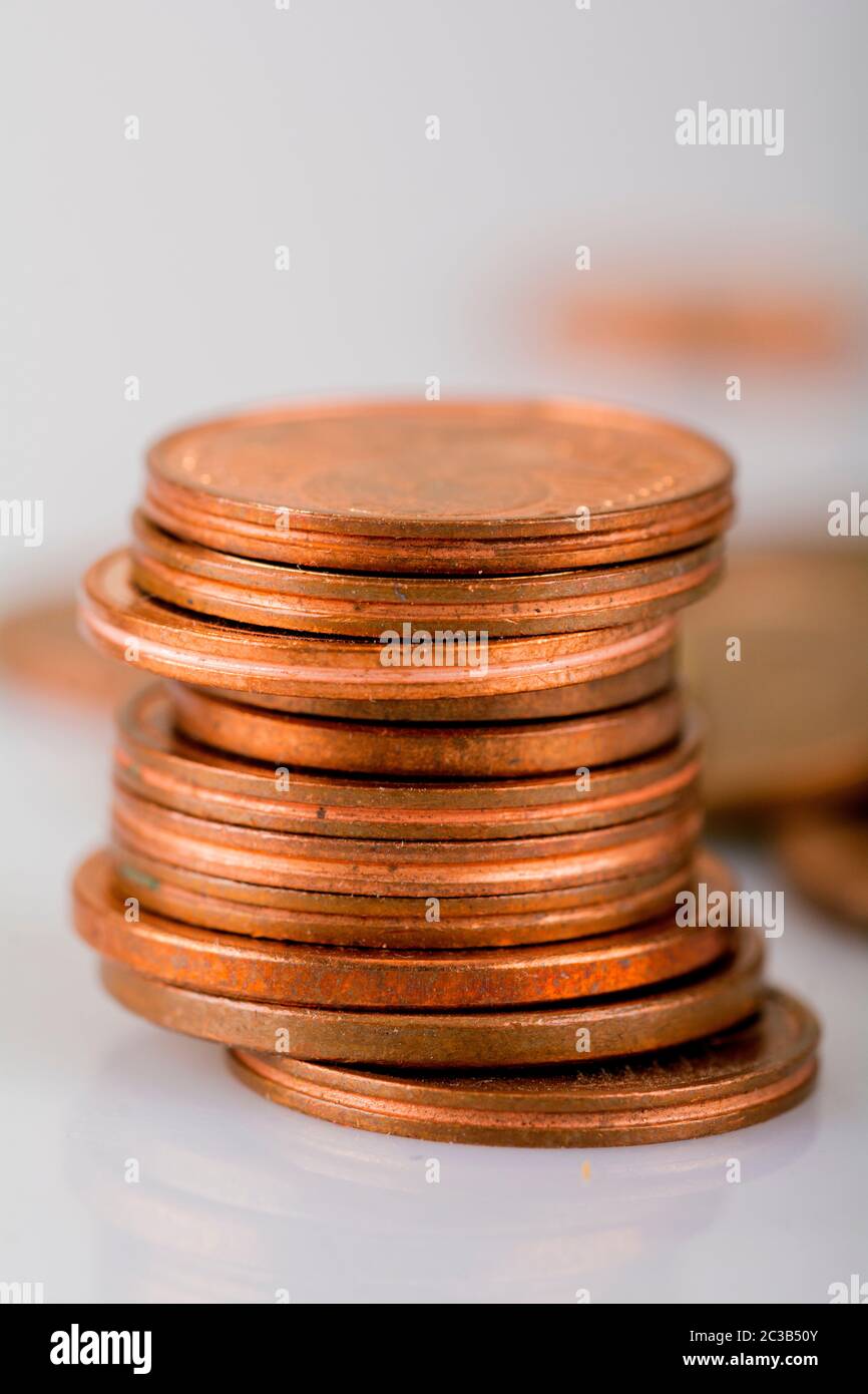 Copper symbol hi-res stock photography and images - Alamy