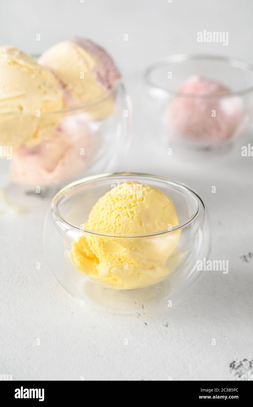 Gelato with different flavors hi-res stock photography and images - Alamy