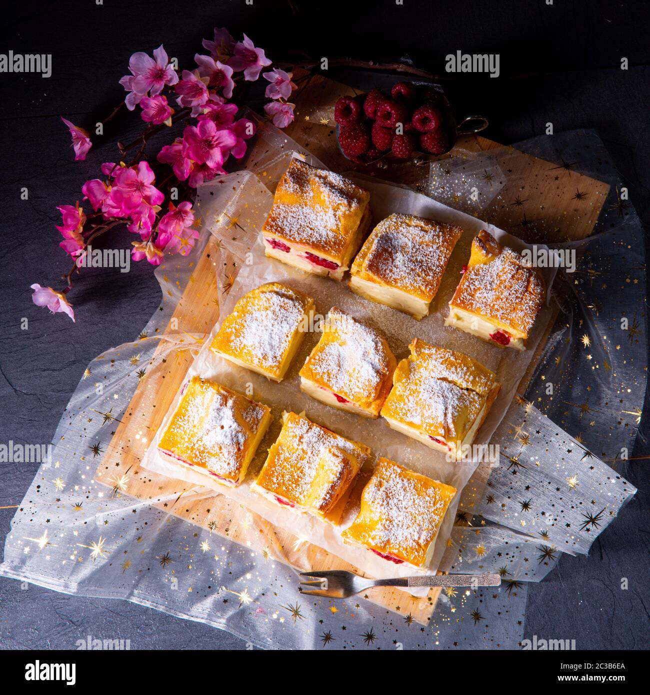 Karpatka - a delicious Polish pudding cake Stock Photo - Alamy