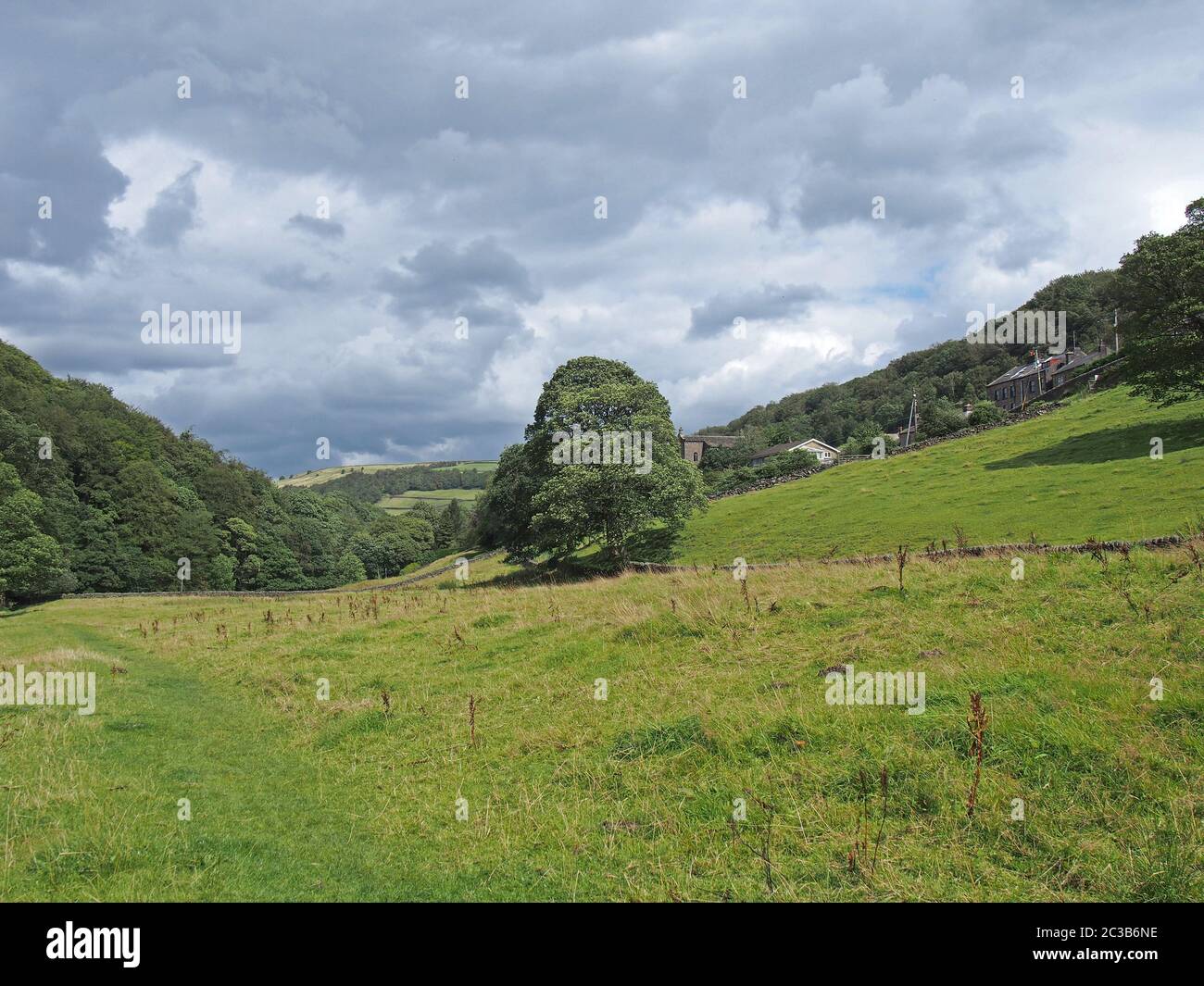 Cragg vale valley hi-res stock photography and images - Alamy