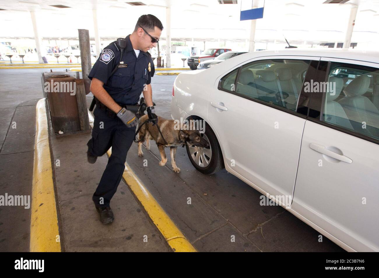 Border crossing customs inspection border hi-res stock photography and ...