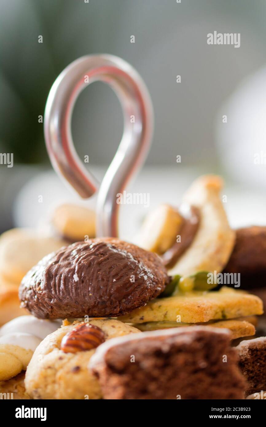 Object cookies hi-res stock photography and images - Alamy