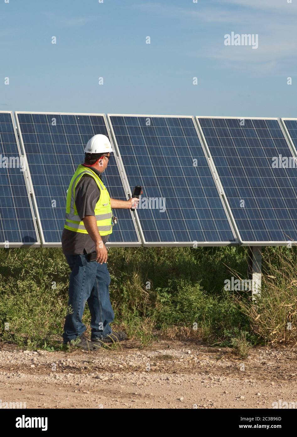 Manor Texas USA, 2012: White male uses thermal imaging camera to ...