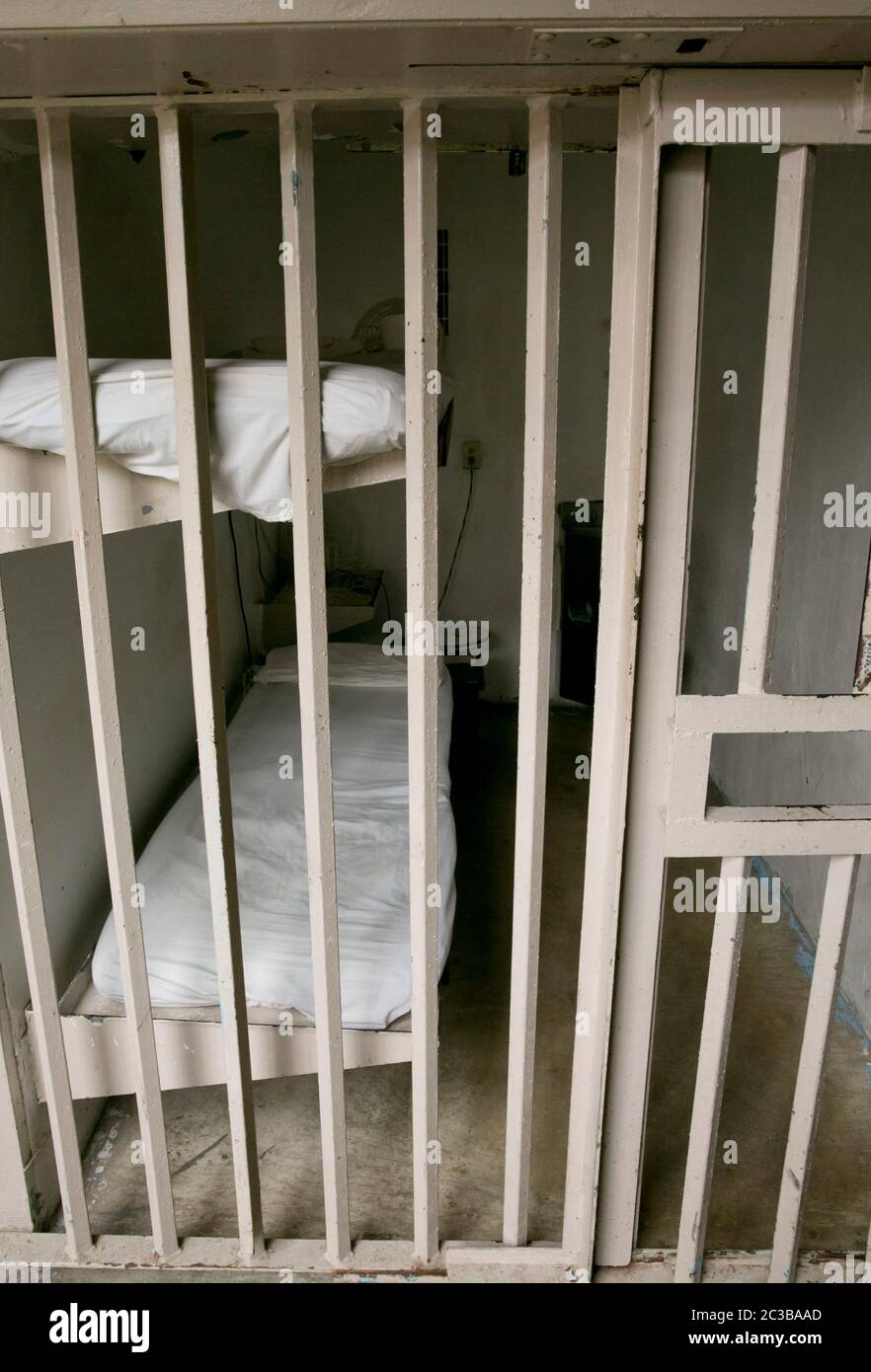 Empty prison cell hi-res stock photography and images - Alamy