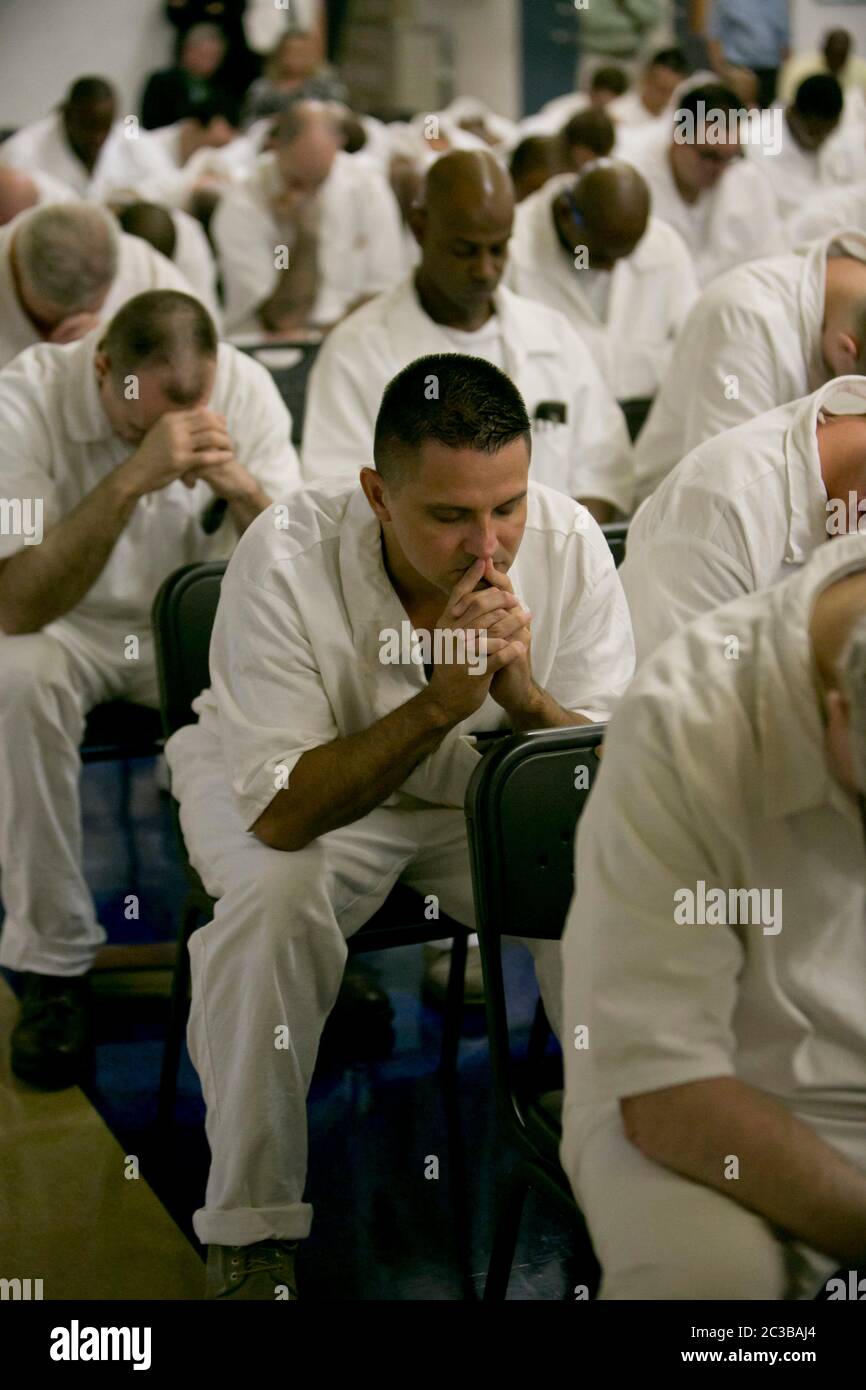 Inmates of a prison hi-res stock photography and images - Alamy