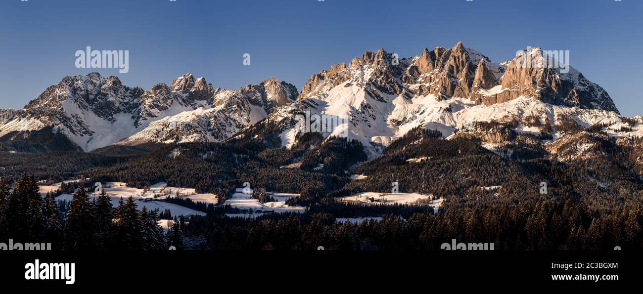 Panoramic view of kaiser mountains hi-res stock photography and images ...