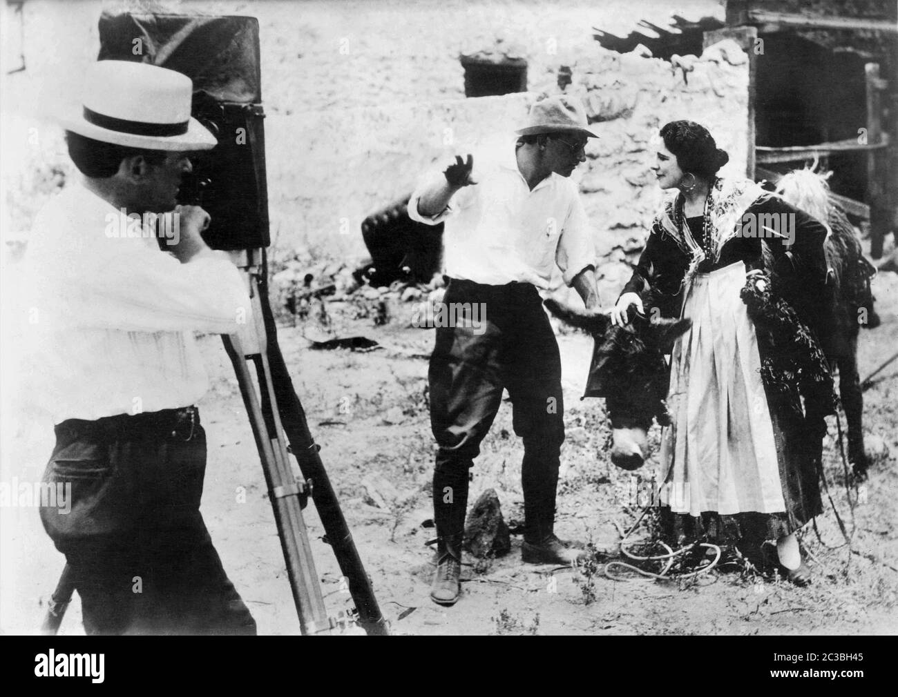 Cinematographer ALVIN WYCKOFF Director CECIL B. DeMILLE and GERALDINE ...
