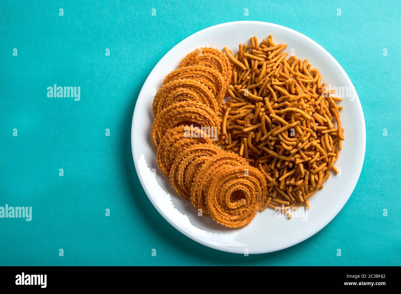 Indian Snack : Besan (Gram flour) Sev and chakli, chakali or Murukku ...