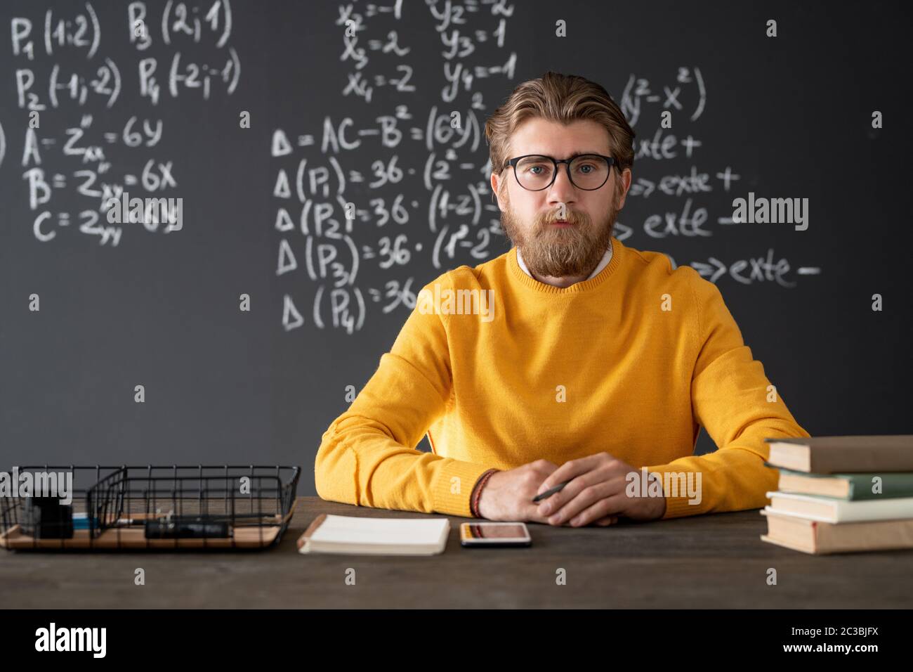 Algebra formulas hi-res stock photography and images - Alamy