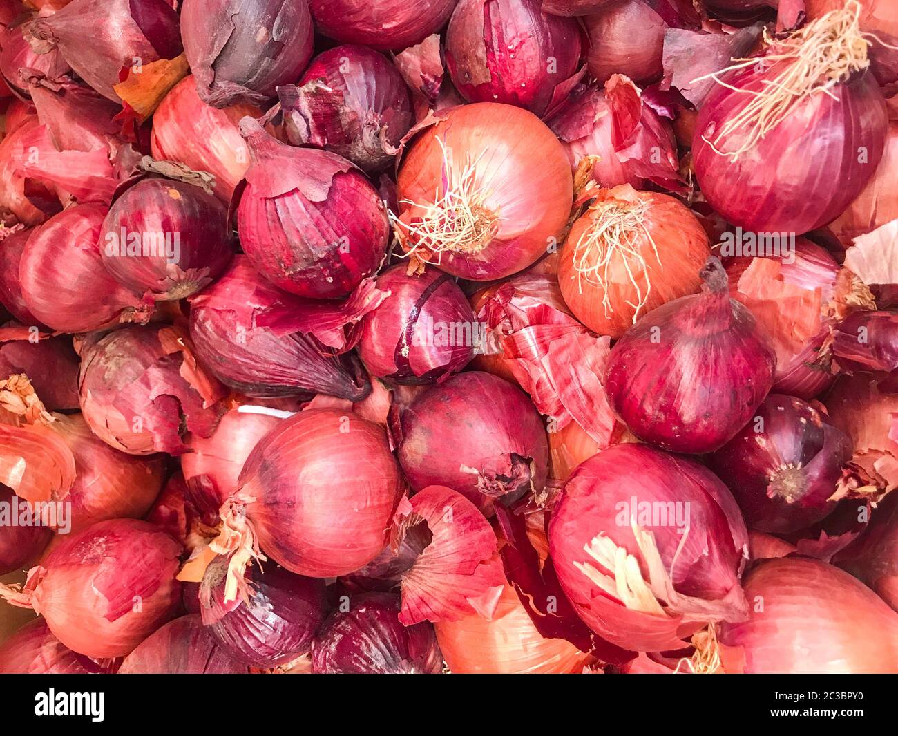 Close-Up Of Red Onion. Healthy Fresh Food Background Stock Photo - Alamy