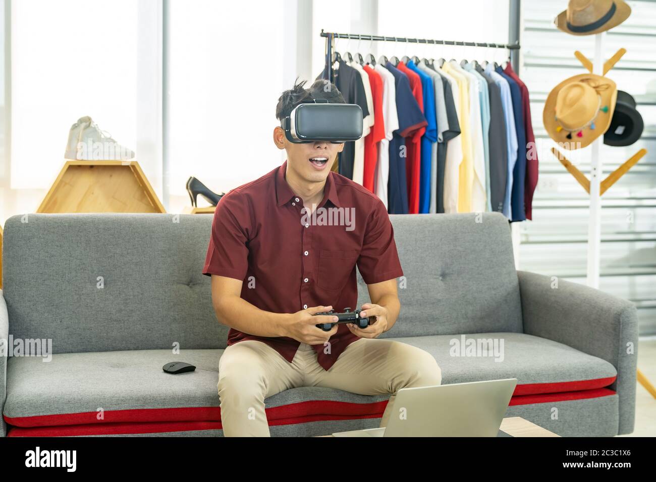 Gamer casting as vlog Stock Photo - Alamy