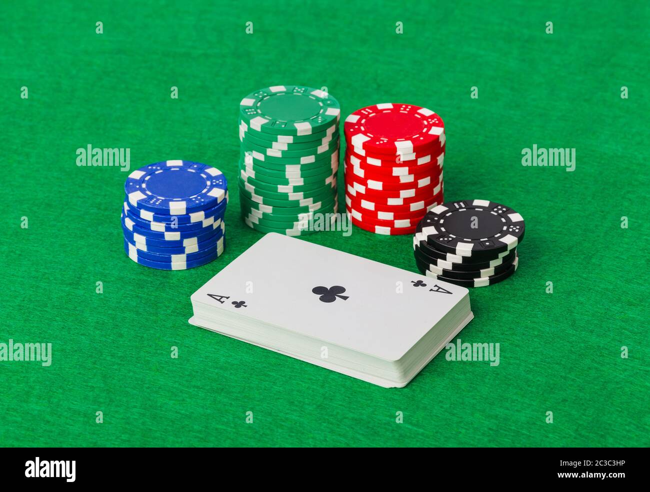 Playing cards at red table hi-res stock photography and images - Alamy