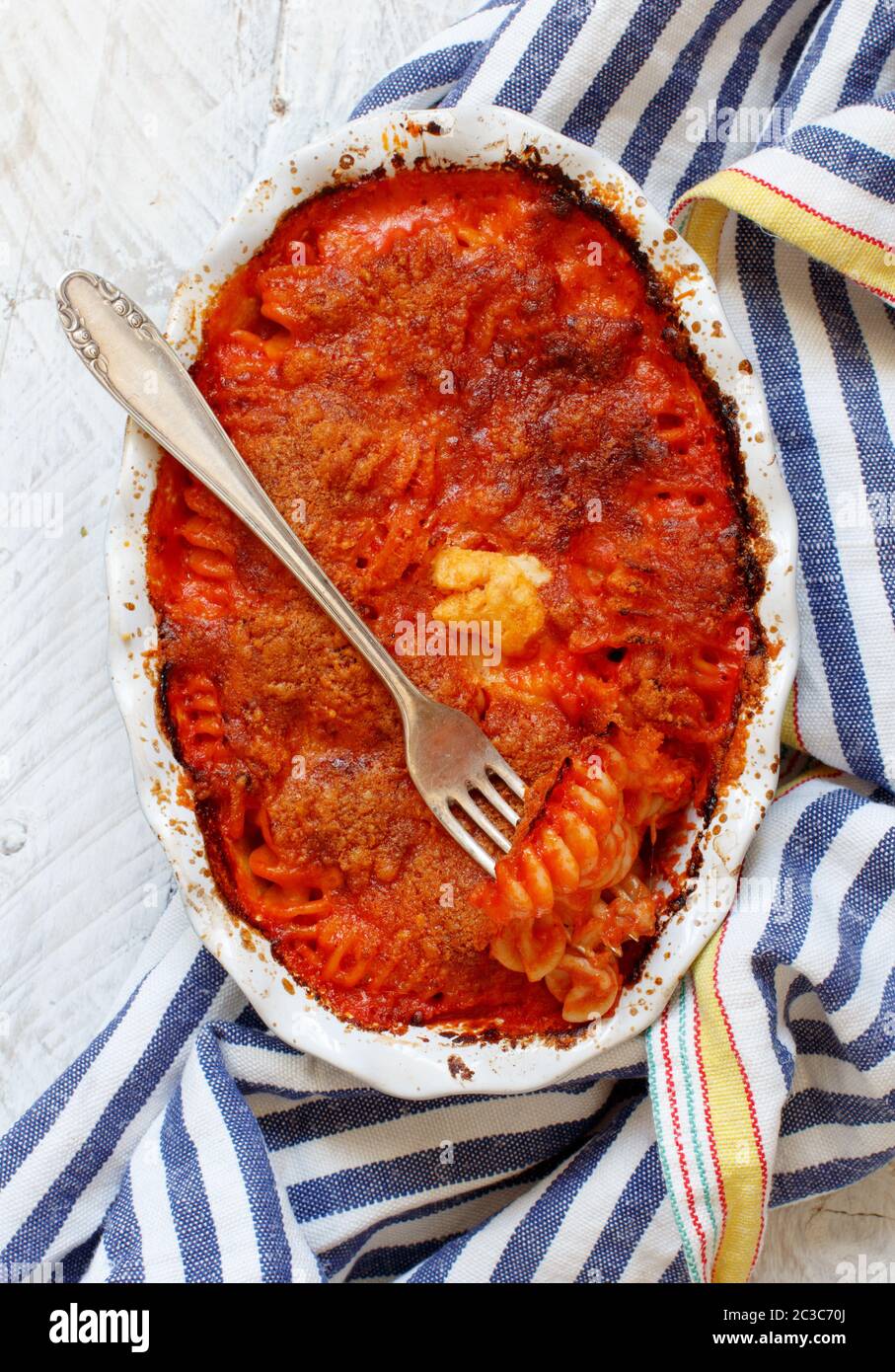 Baked fusilli pasta hi-res stock photography and images - Alamy