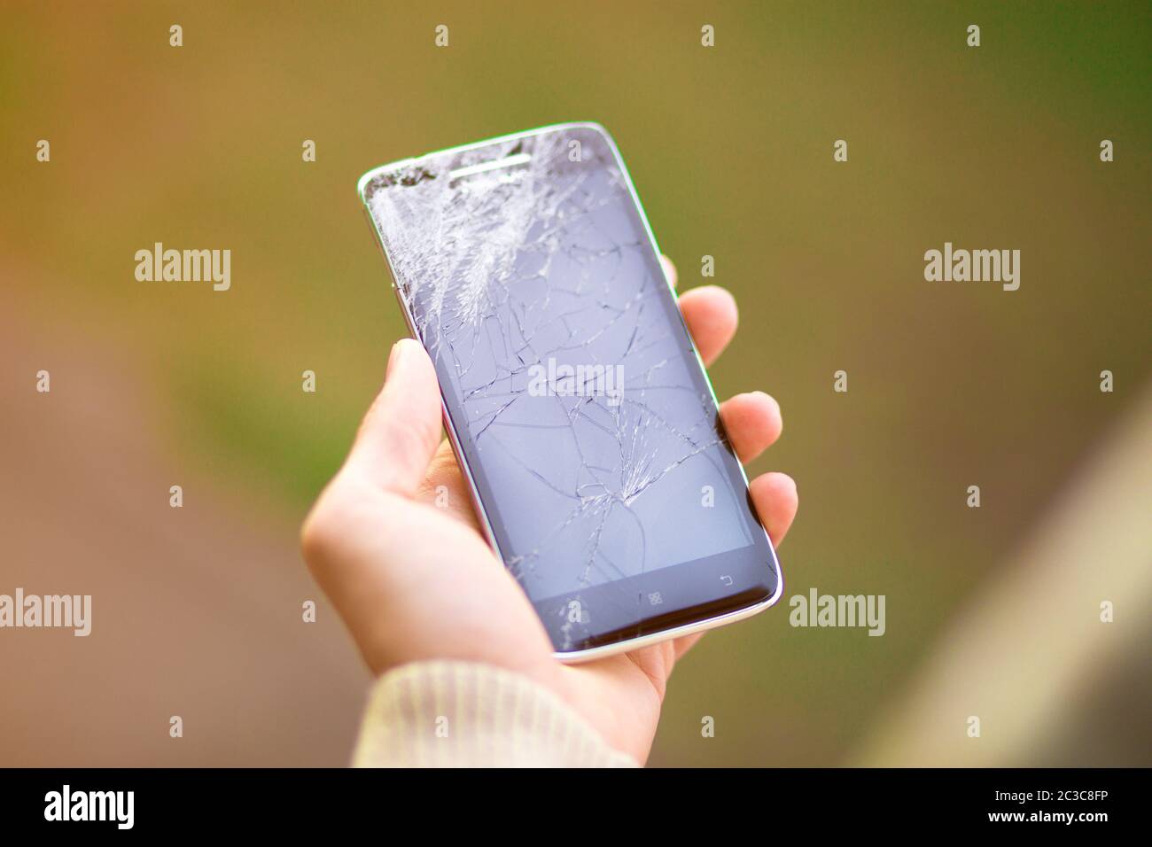 Broken phone screen hi-res stock photography and images - Alamy
