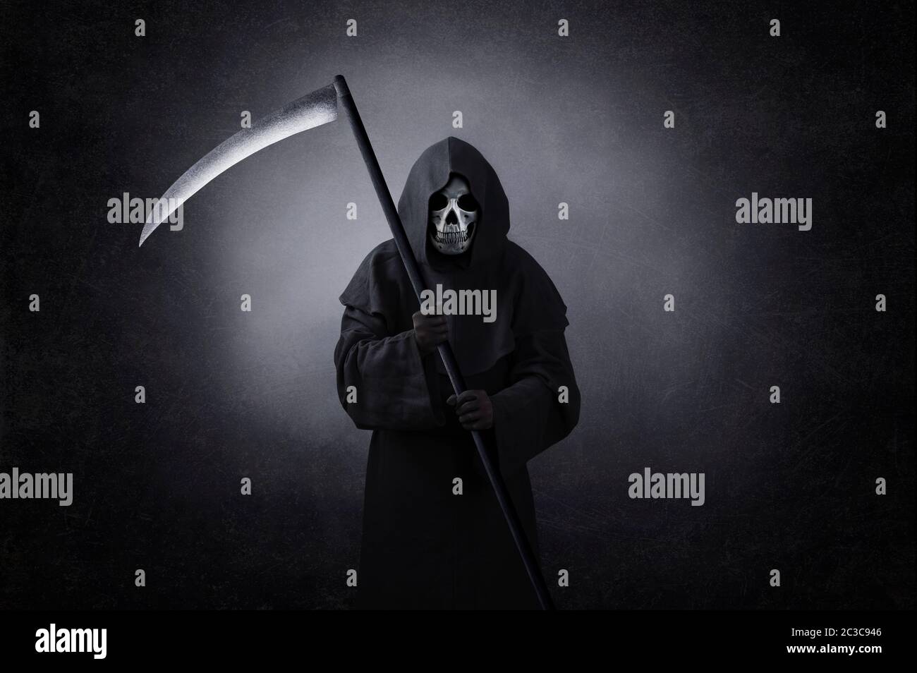 Grim reaper scythe hi-res stock photography and images - Alamy