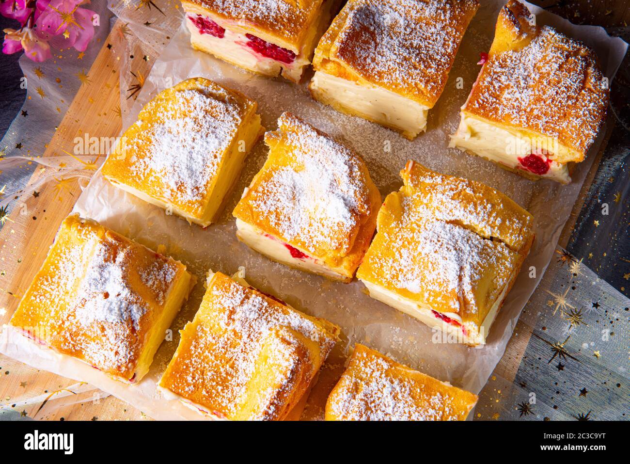 Karpatka - a delicious Polish pudding cake Stock Photo - Alamy