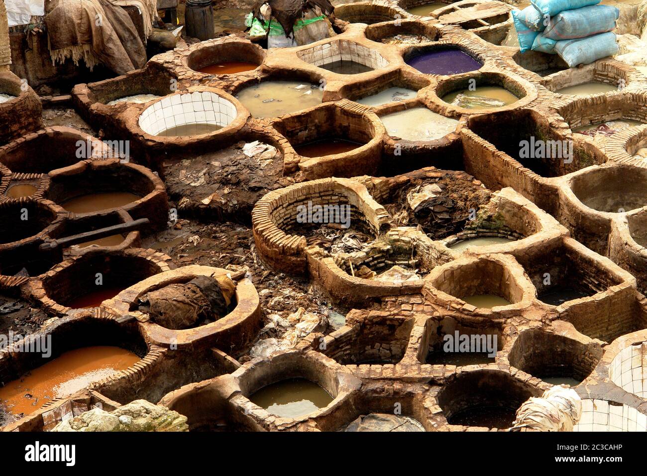 ancient traditional leather tannery at Fez, Morocco Stock Photo - Alamy