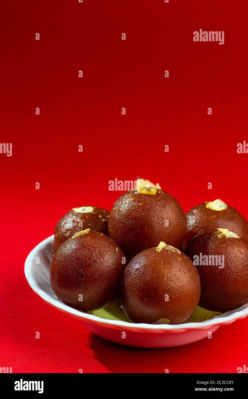 Indian sweet rasgulla gulab jamun hi-res stock photography and images ...
