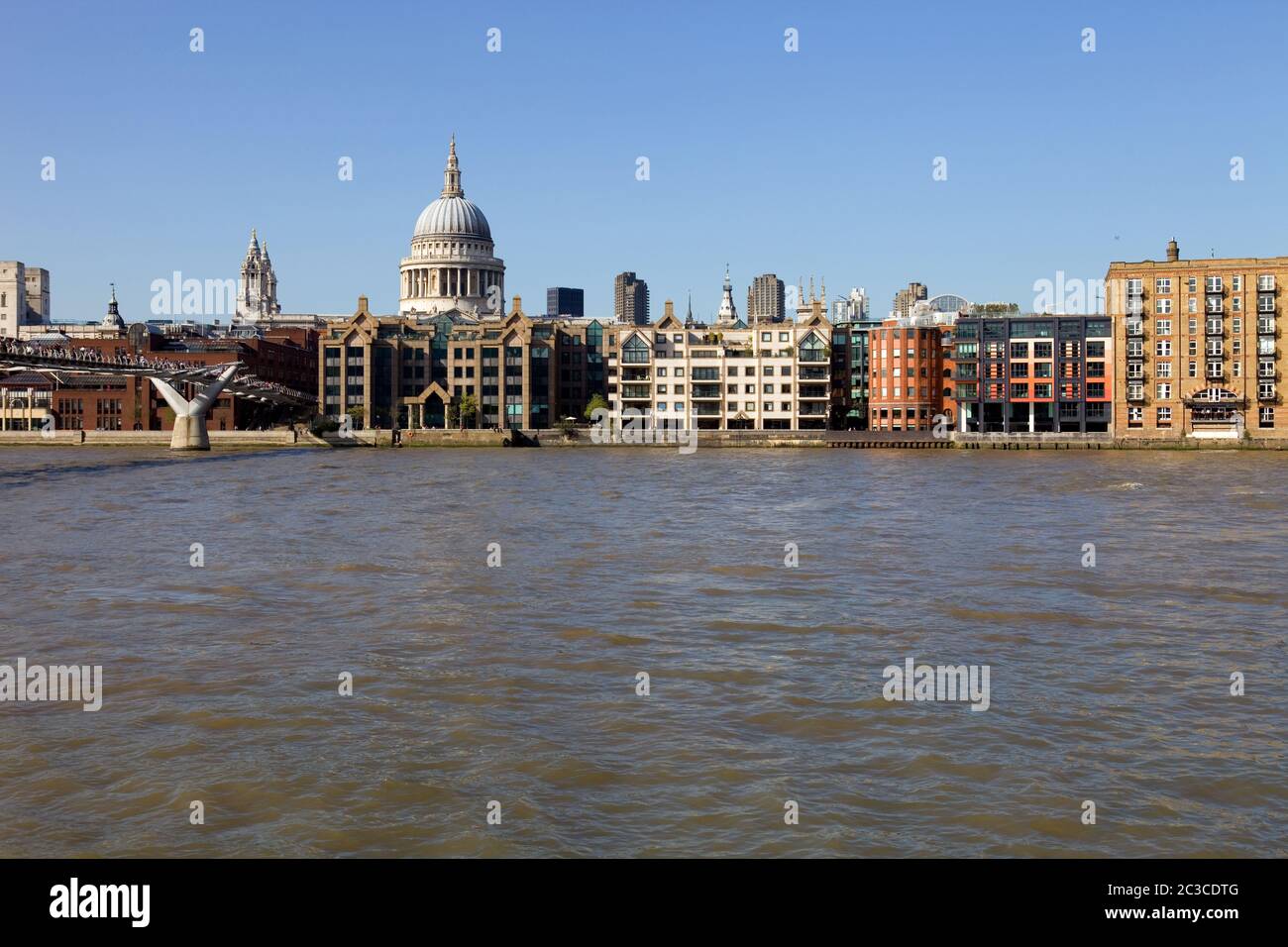 London view, river thames at end of the day Stock Photo - Alamy