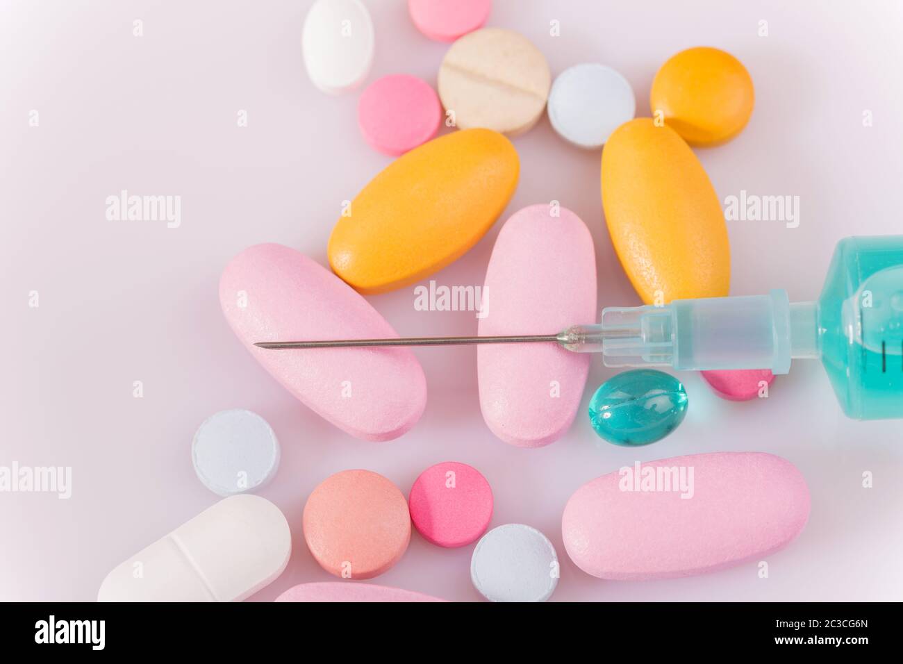 different Tablets pills capsule heap mix therapy drugs Stock Photo - Alamy