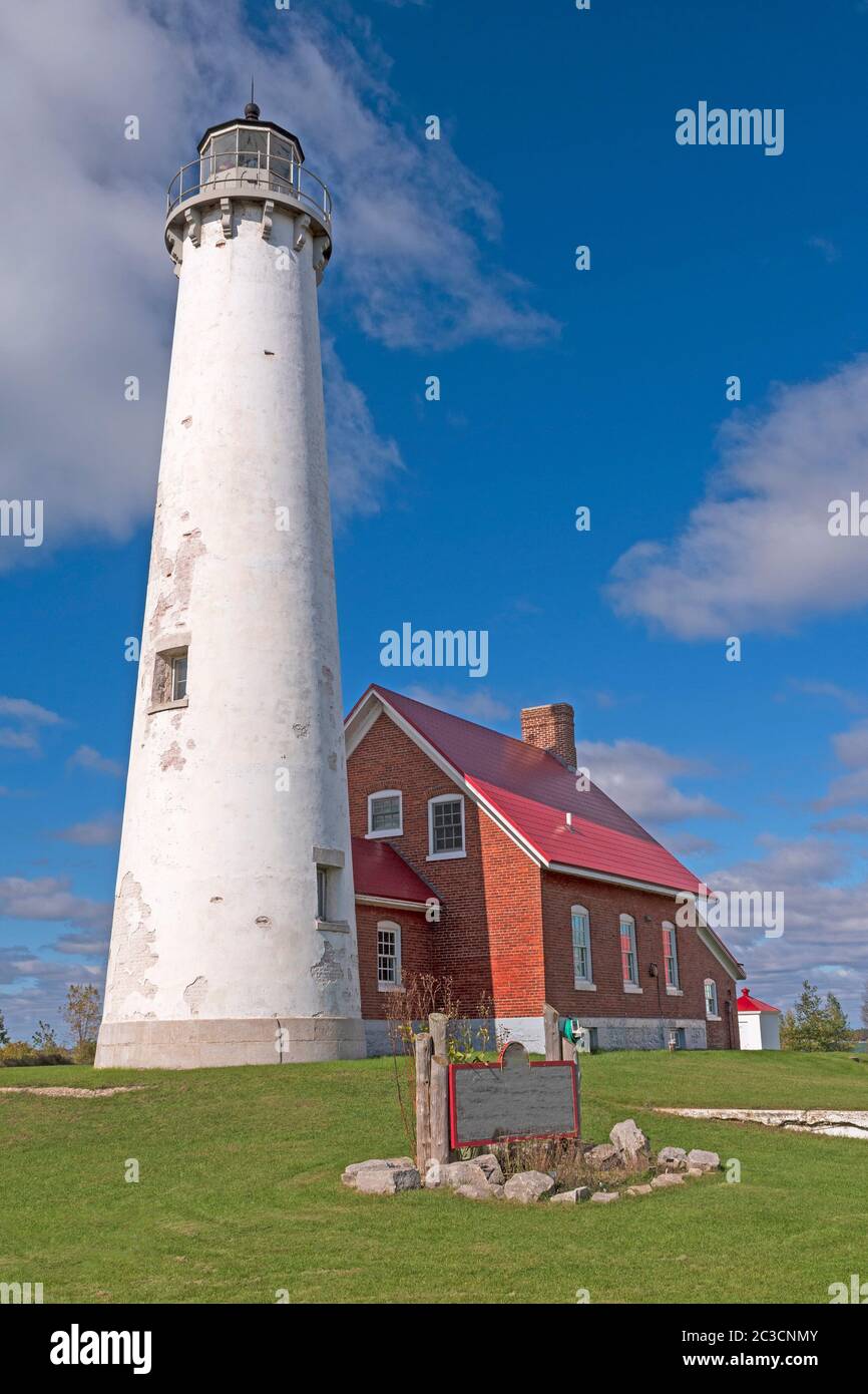Old Taras Point Lighthouse Standing Proudly at Taras Point State Park ...