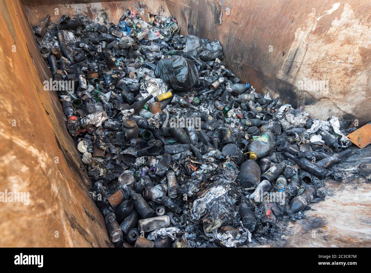Garbage tank hi-res stock photography and images - Alamy