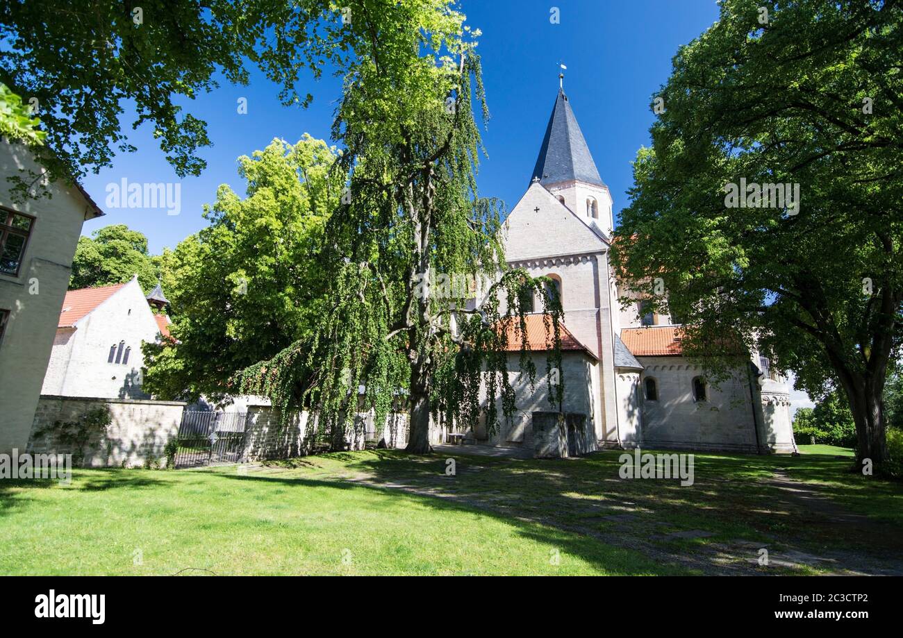 The Emperors Dome ain Koenigslutter at the Elm was founded in 1135 by ...