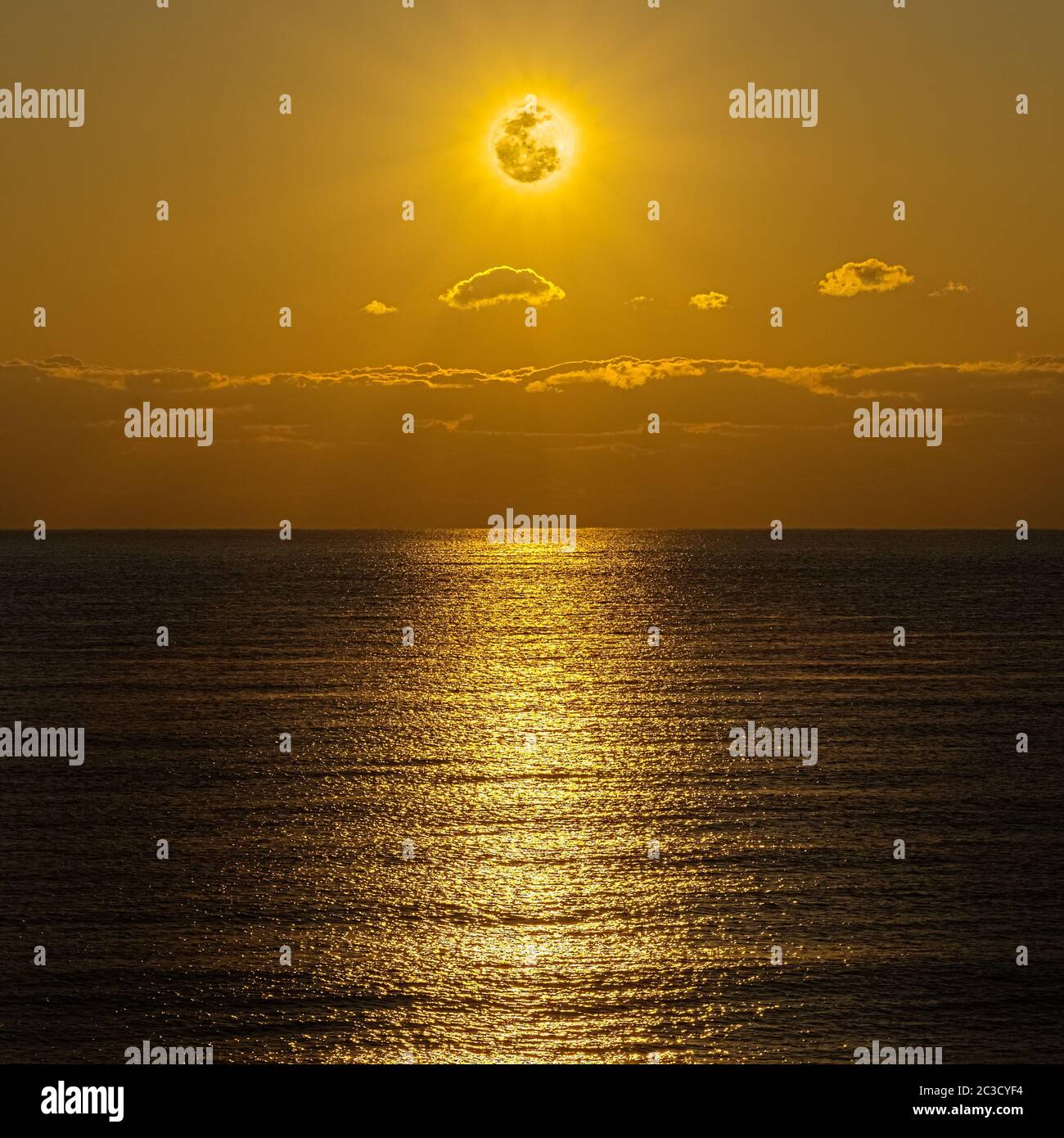 Moonlight sea waves in night hi-res stock photography and images - Alamy