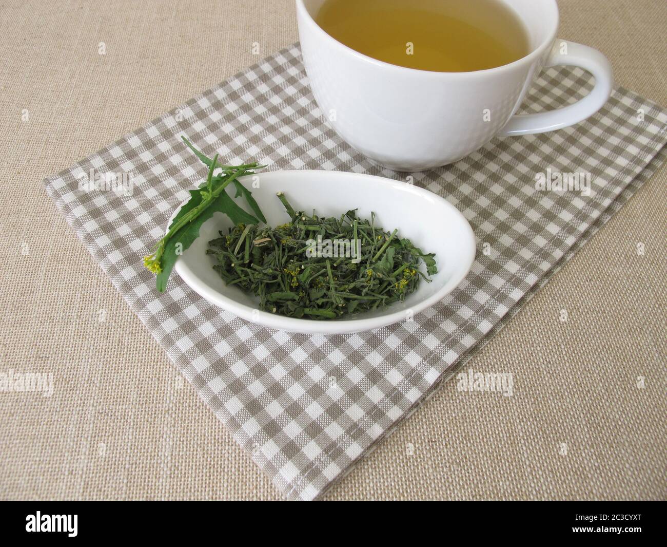 Mustard tea hi-res stock photography and images - Alamy