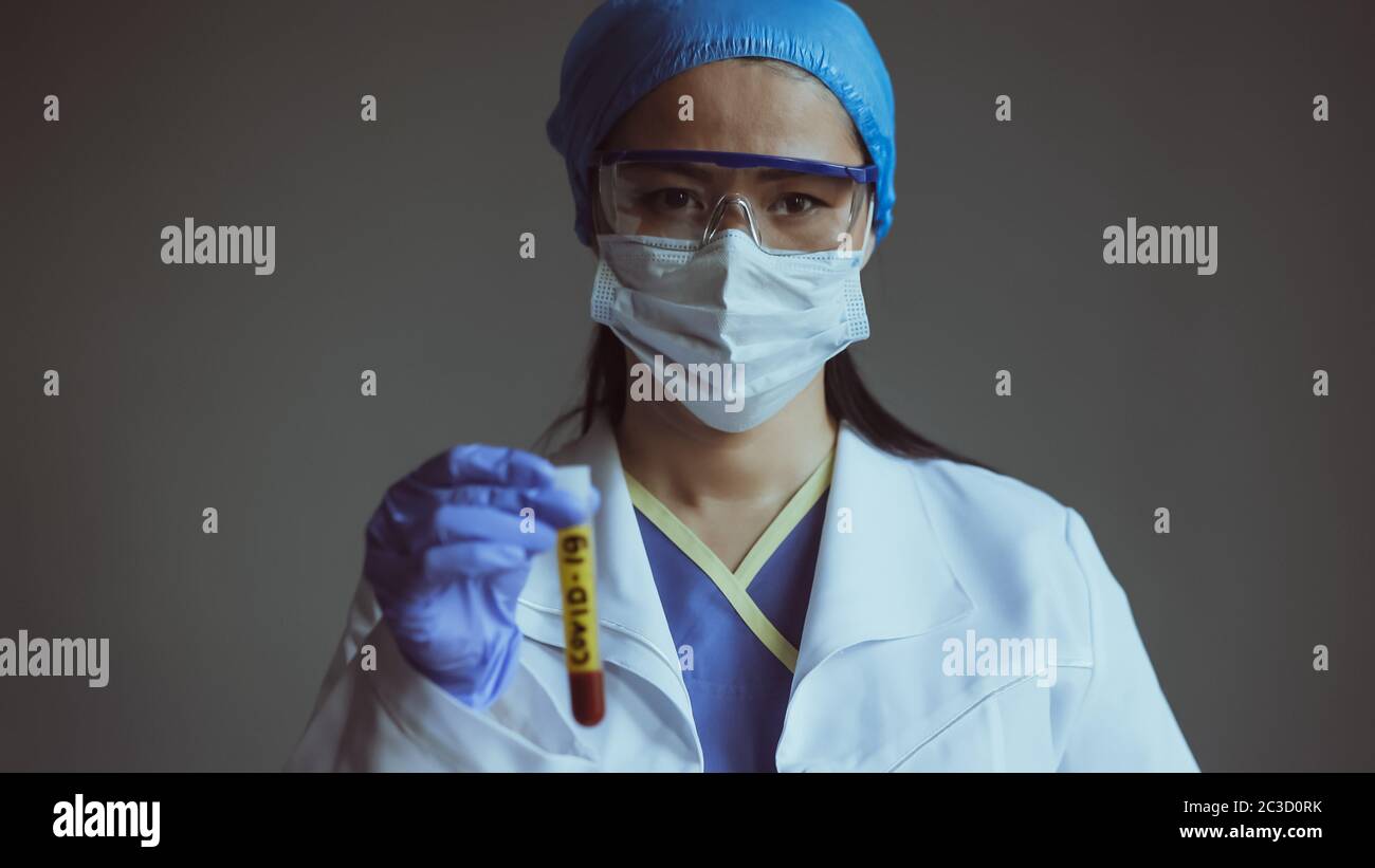 Lab assistant hi-res stock photography and images - Alamy
