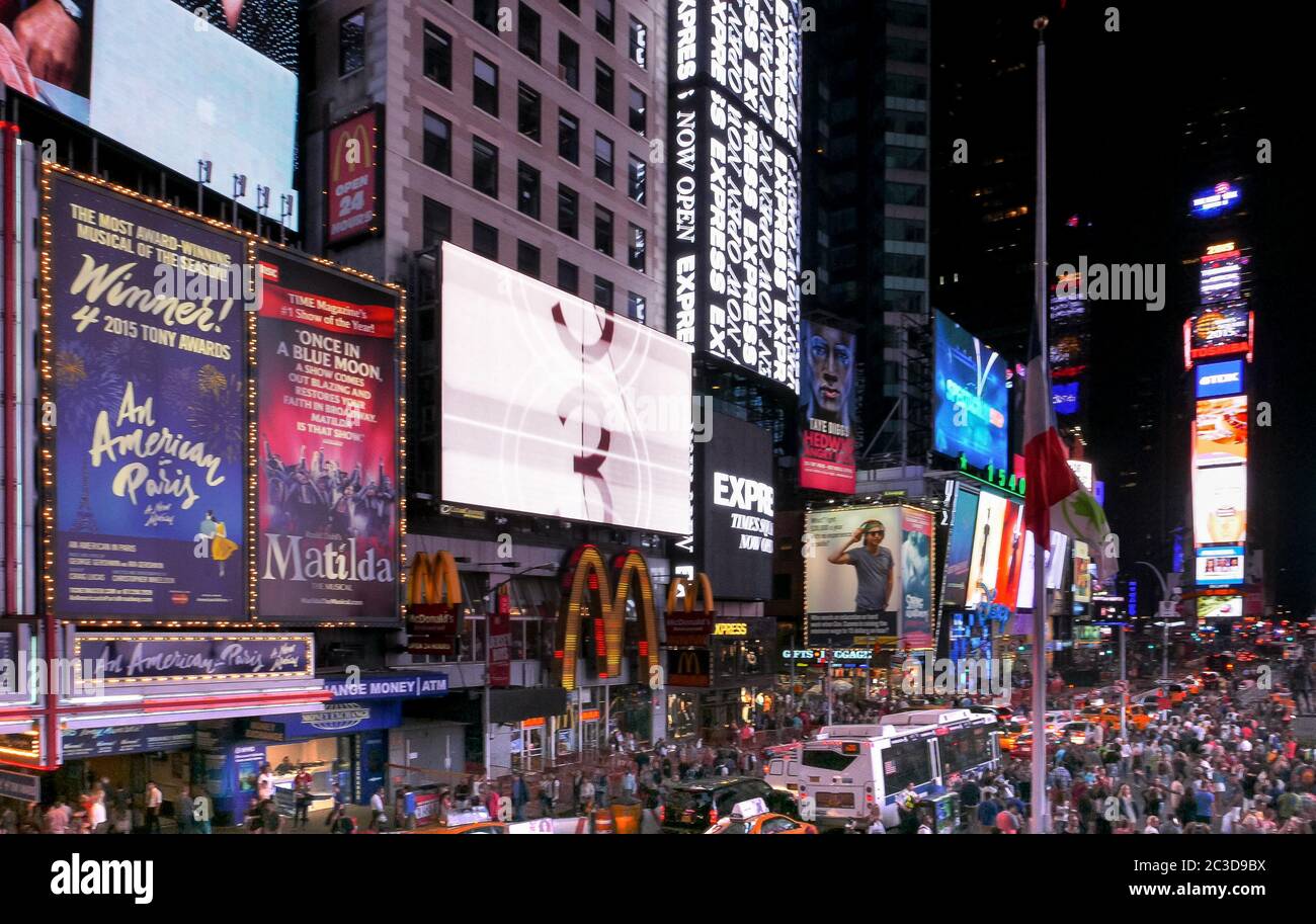 NEW YORK, NEW YORK, USA - SEPTEMBER 12, 2015: a wide angle shot of the ...