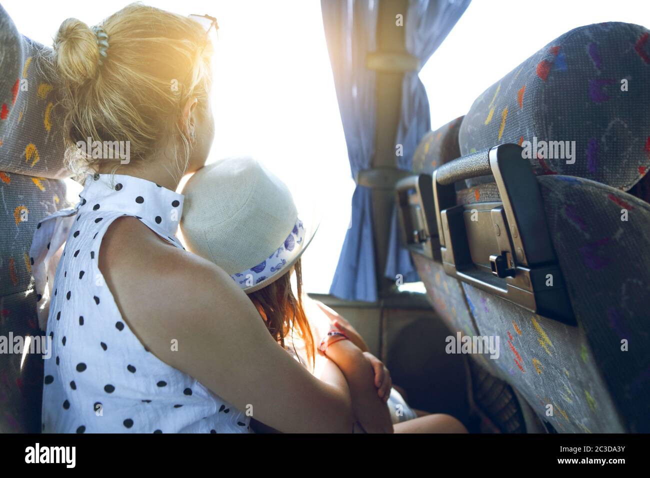Mom child bus hi-res stock photography and images - Alamy
