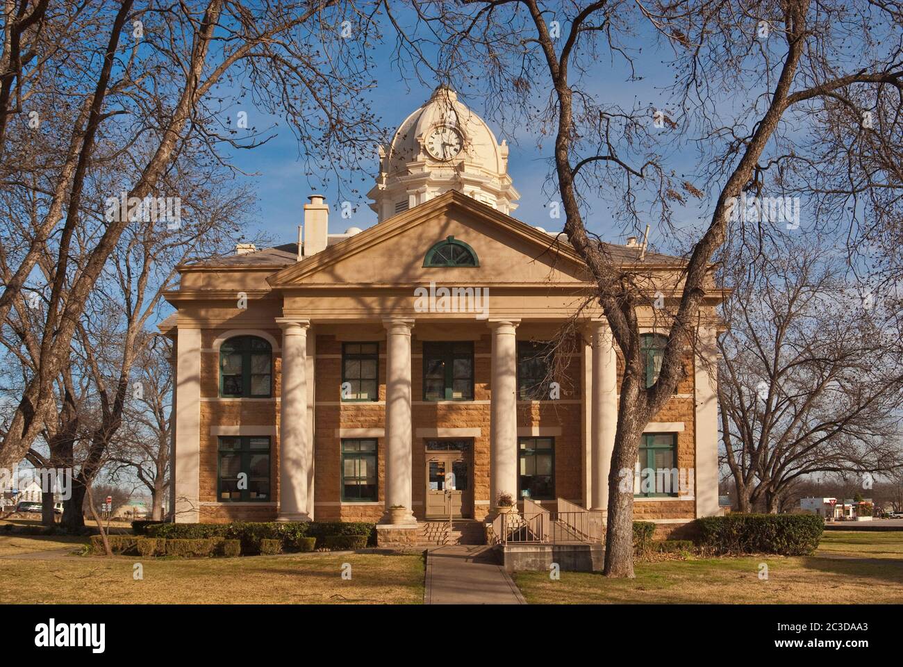 Mason County Courthouse, 1909, classical revival in Mason, Hill Country ...