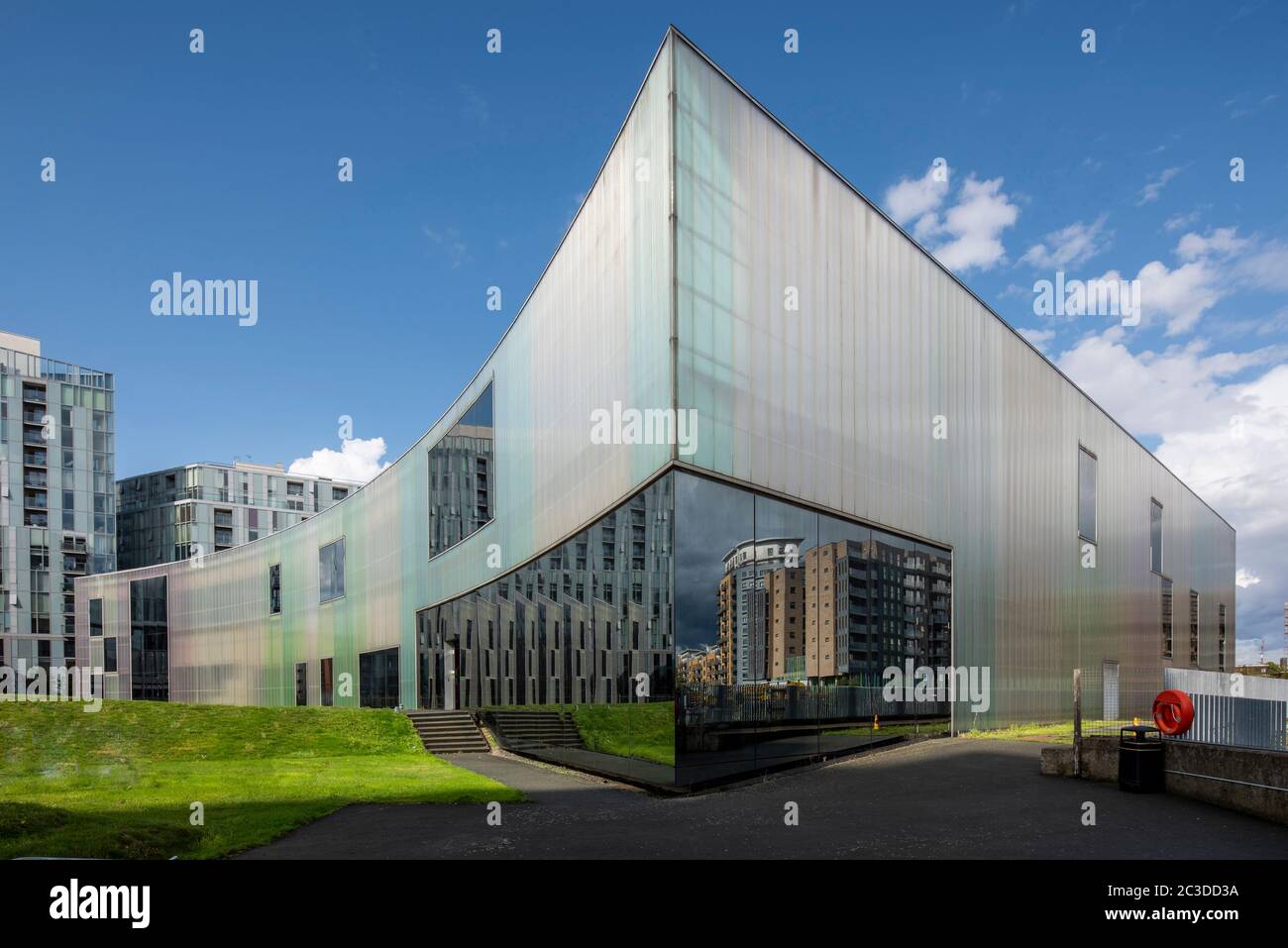 General view of main elevation. Laban Dance Centre, Deptford, United ...