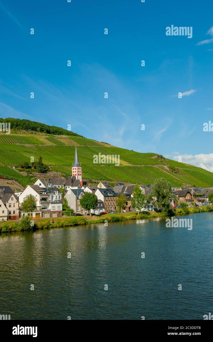 Zell merl hi-res stock photography and images - Alamy