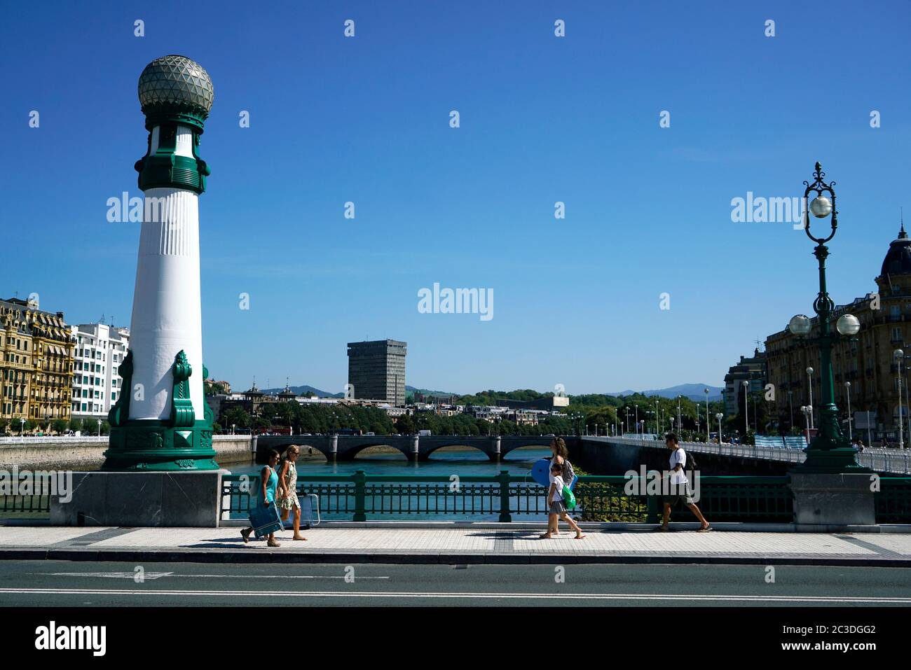 La Zurriola Bridge aka Kursaal Bridge over the estuary of the Urumea ...
