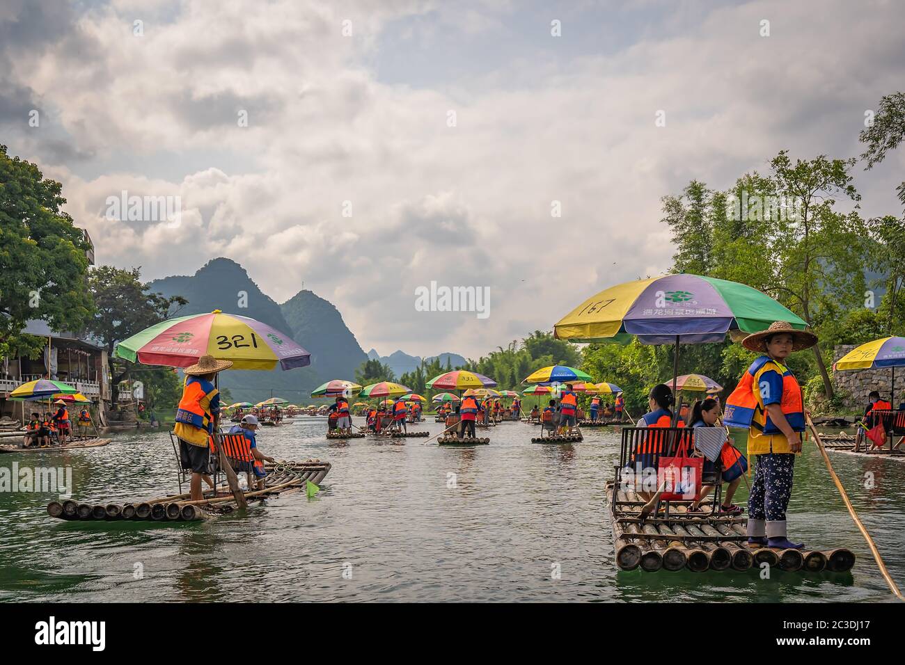 Wooden rafts hi-res stock photography and images - Alamy