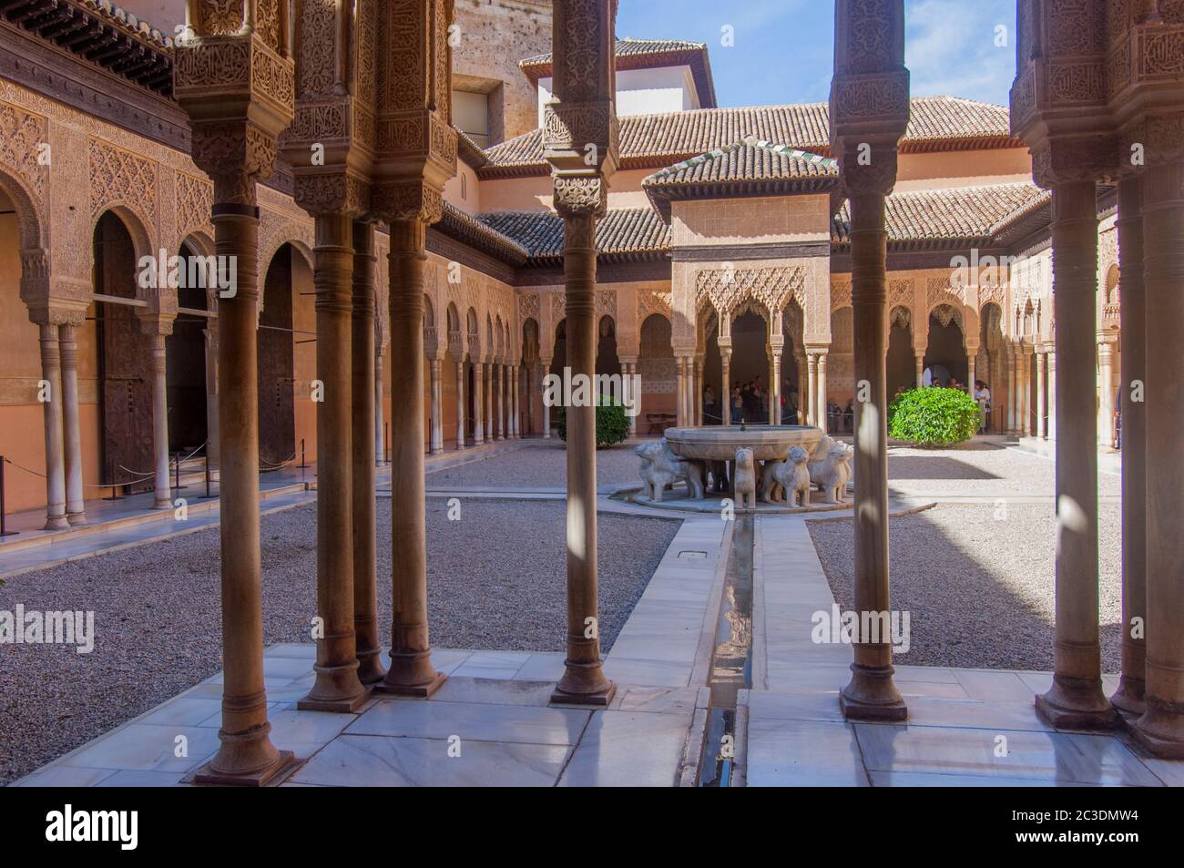 The Court of the Lions, an example of Islamic Moorish architecture and ...