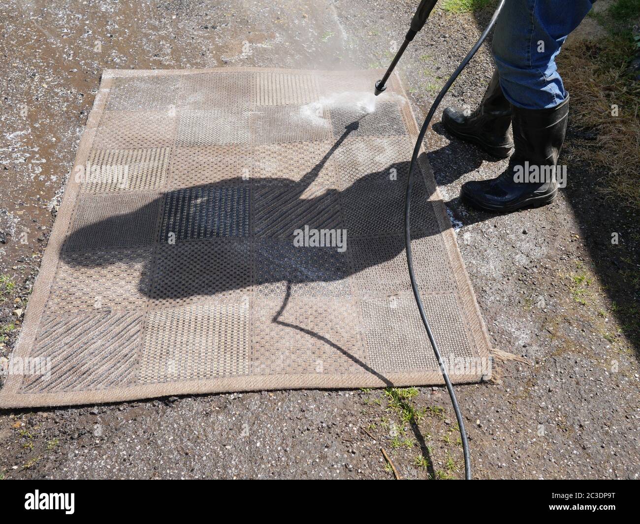 Pressure washing hi-res stock photography and images - Alamy
