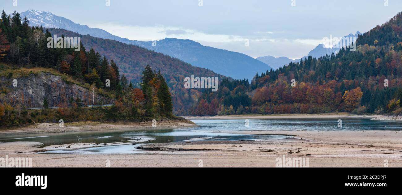 Autumn Alps mountain lake Wiestalstausee view, Salzkammergut, Upper ...