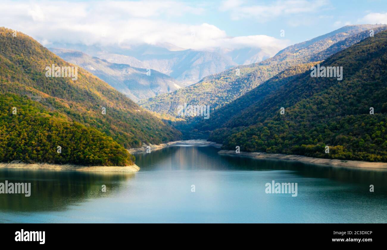 Lake in georgia hi-res stock photography and images - Alamy
