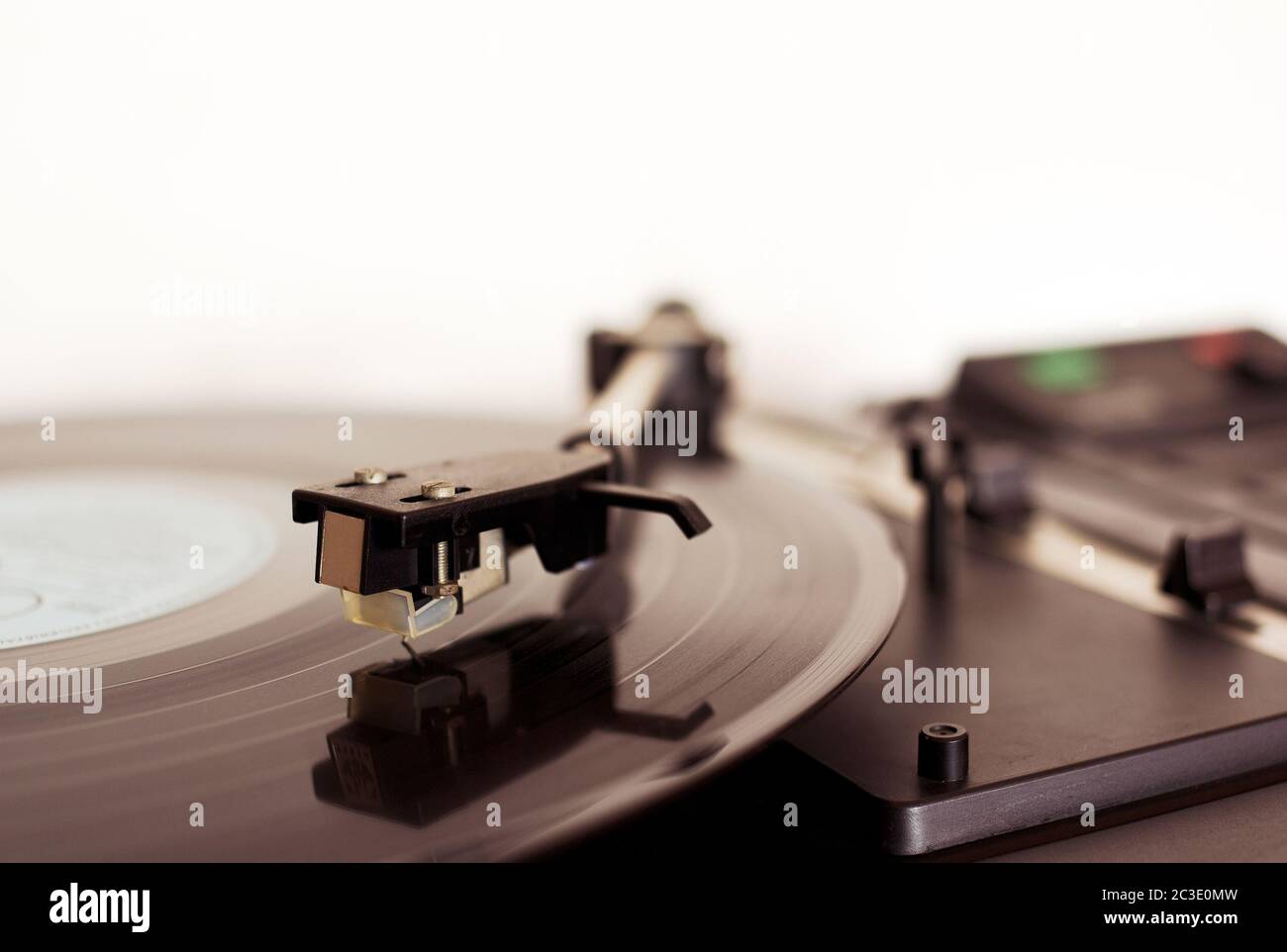 Gramophone record player hi-res stock photography and images - Alamy