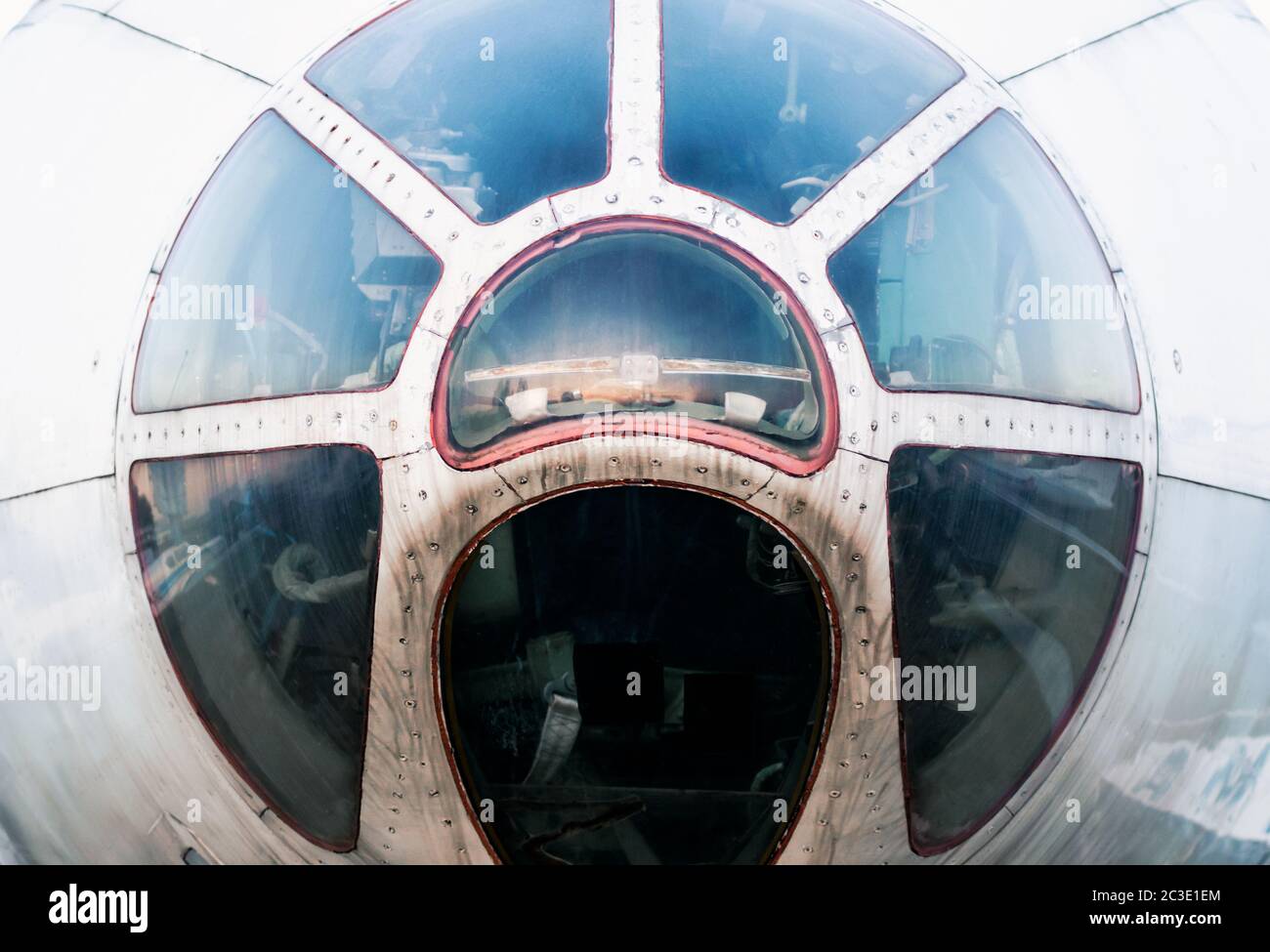 Airplane cockpit window hi-res stock photography and images - Alamy