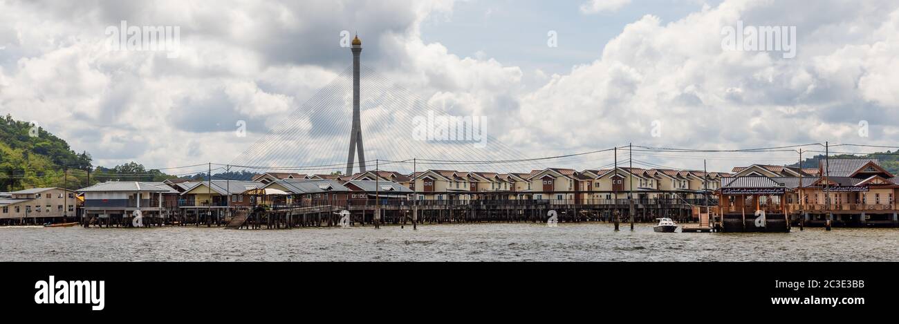 Kampong Ayer, the historical settlement area in Bandar Seri Begawan ...