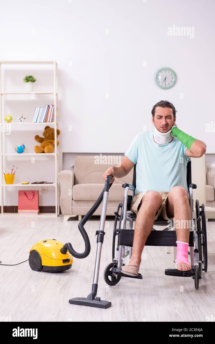 House chair accident hi-res stock photography and images - Alamy