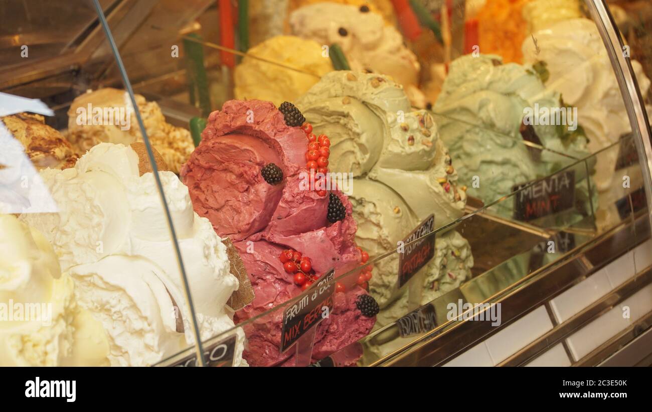 Gelato florence hi-res stock photography and images - Alamy