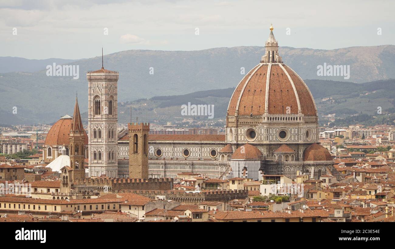 City landscapes with Duomo di Firenze church in Florence, Italy Stock ...