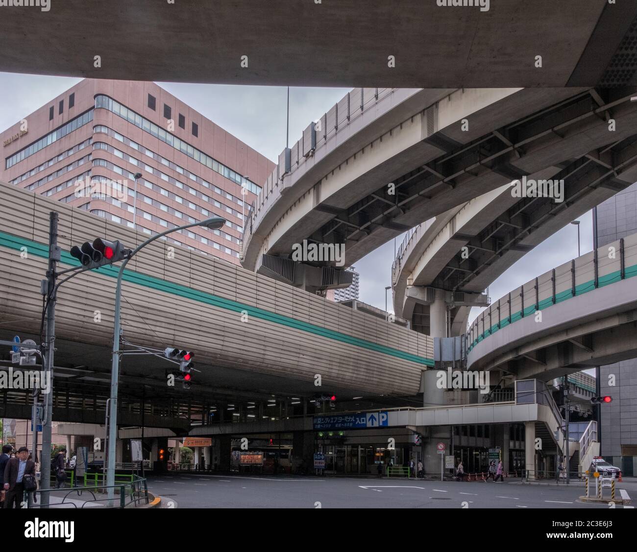 Elevated highway in japan hi-res stock photography and images - Alamy