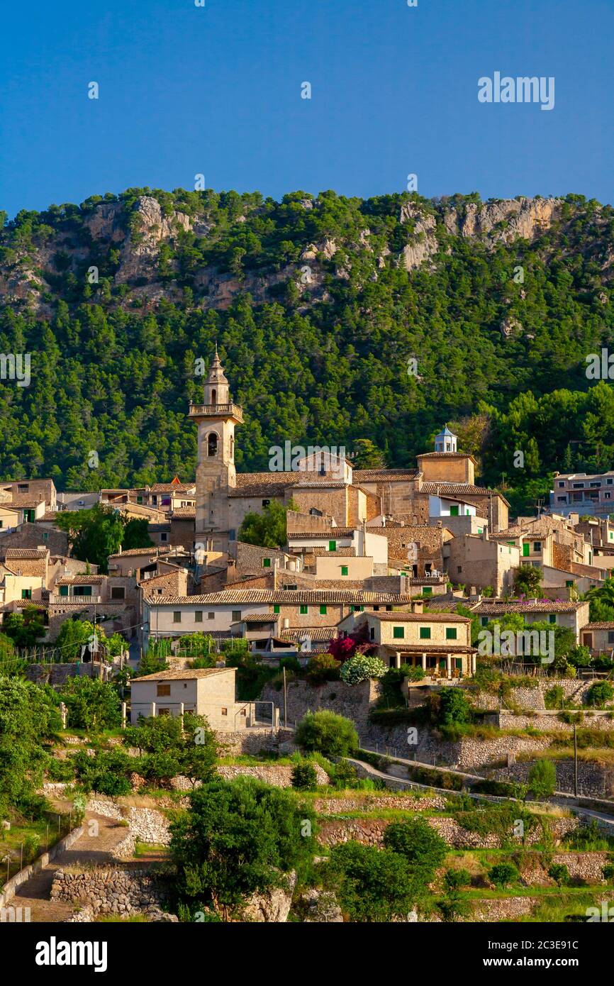 Historic villages mallorca hi-res stock photography and images - Alamy